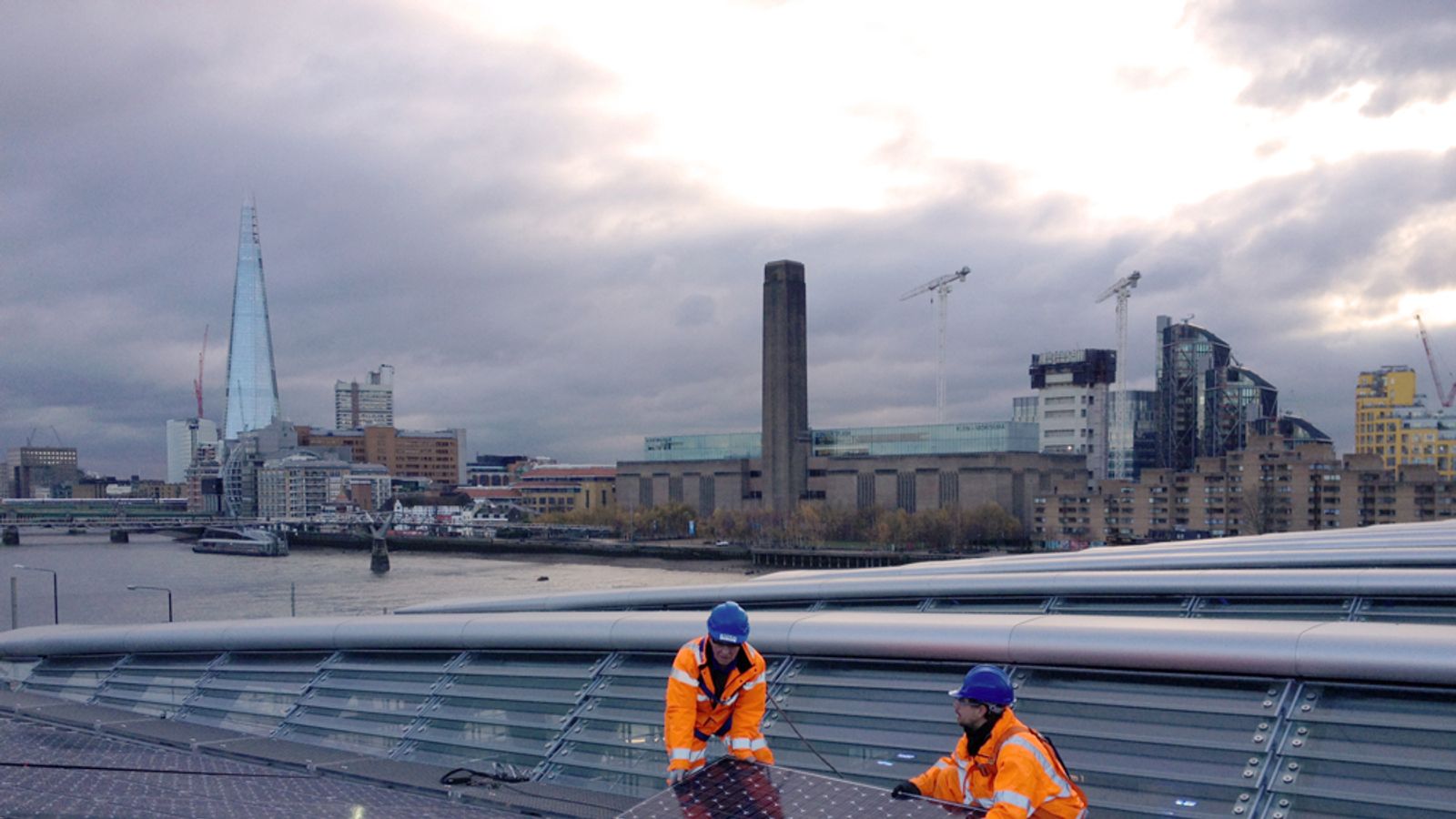 Macquarie plots £250m bid in sale of Solarcentury | Money News | Sky News