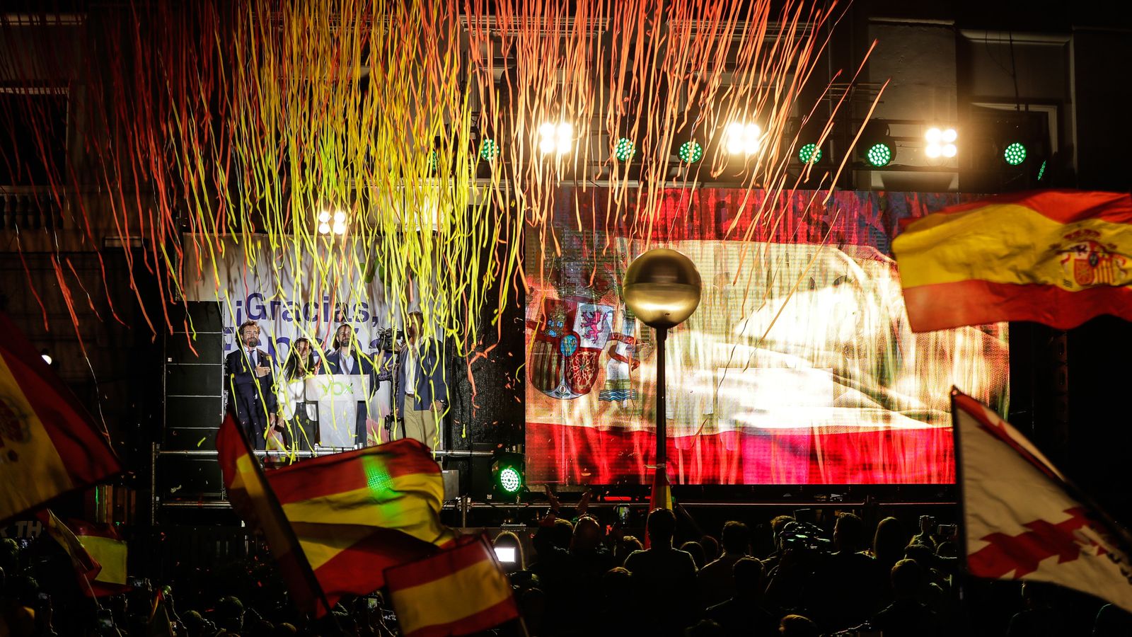 Socialists win Spain election as far-right party enters parliament for ...