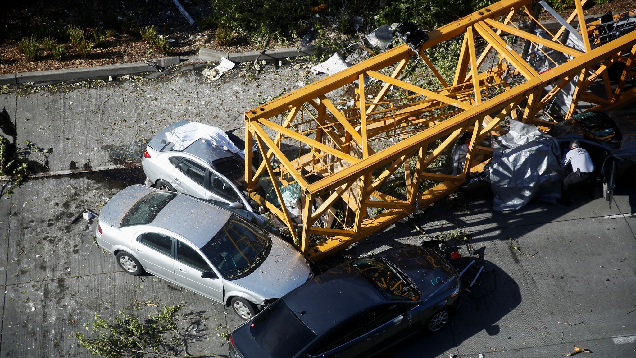 Four dead and four injured after crane collapses on Google campus in ...
