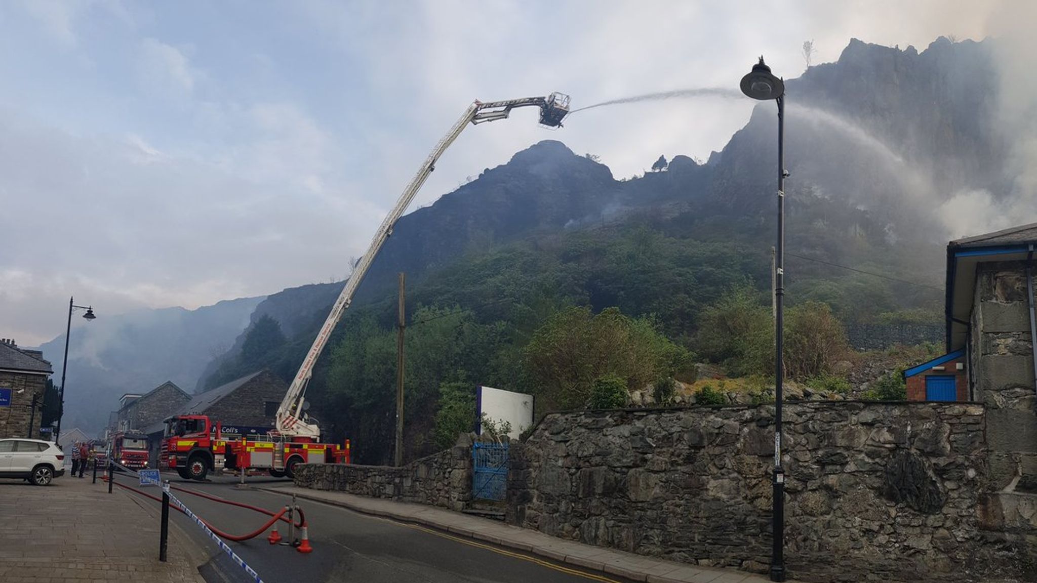 Town evacuated after mountain fire in North Wales | UK News | Sky News