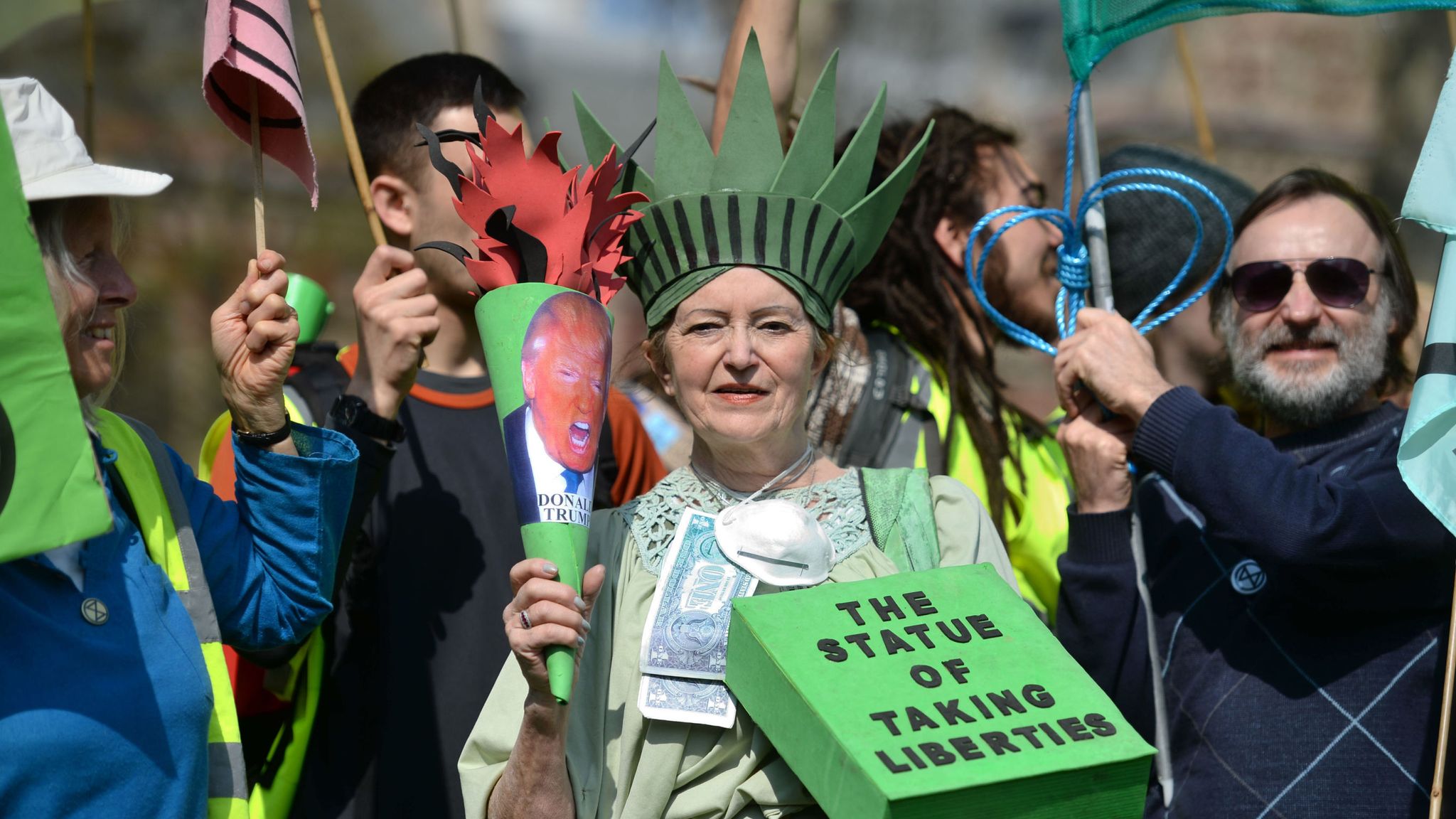 Environmental activists block parts of central London in climate change ...