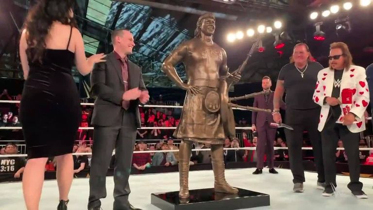 'Rowdy' Roddy Piper statue unveiled | Video | Watch TV Show | Sky Sports