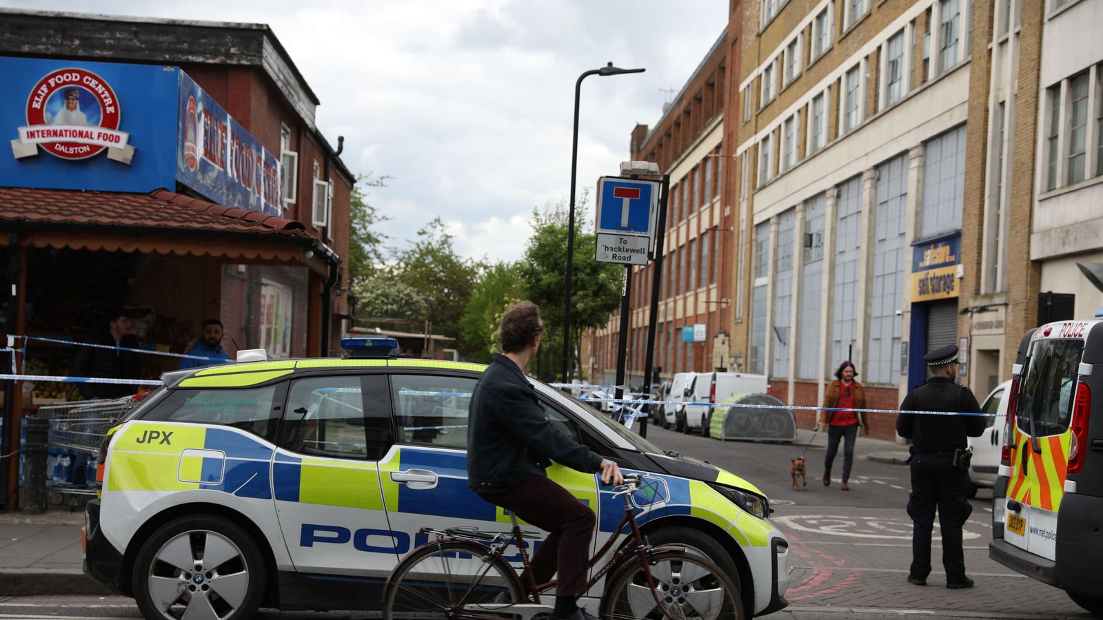 Aspiring musician, 15, stabbed to death in Hackney 'worked with big ...