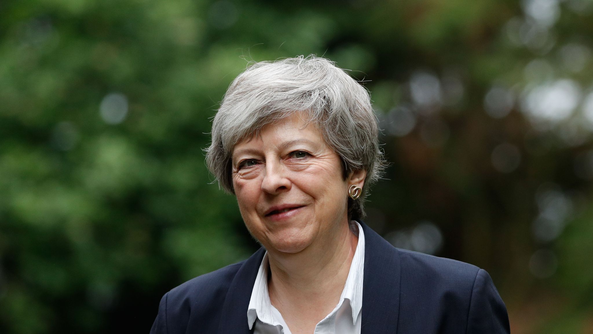 Theresa May formally resigns as Conservative leader to pave way for ... Theresa May formally resigns as Conservative leader to pave way for ...