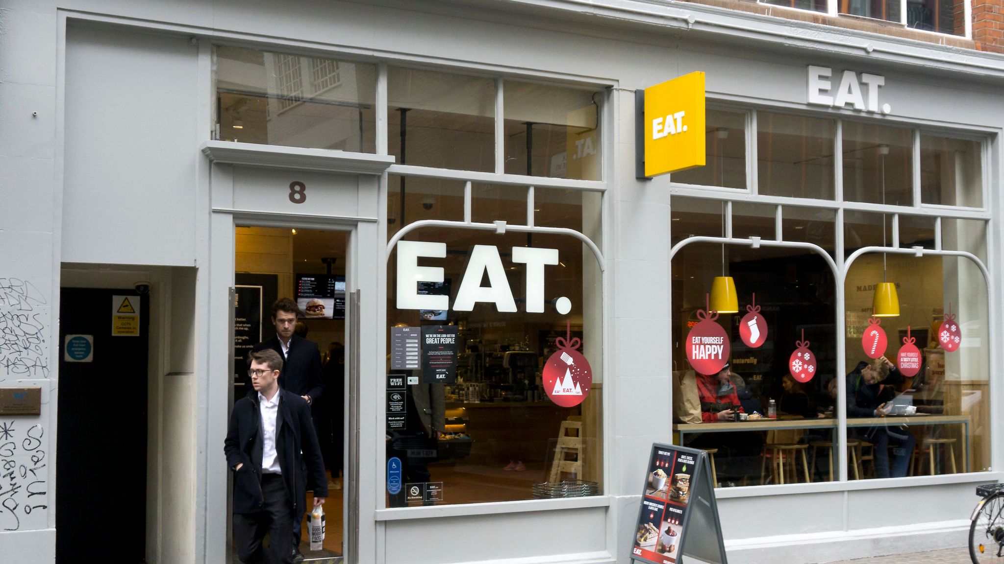 Pret a Manger to buy and convert Eat stores into vegetarian outlets ...