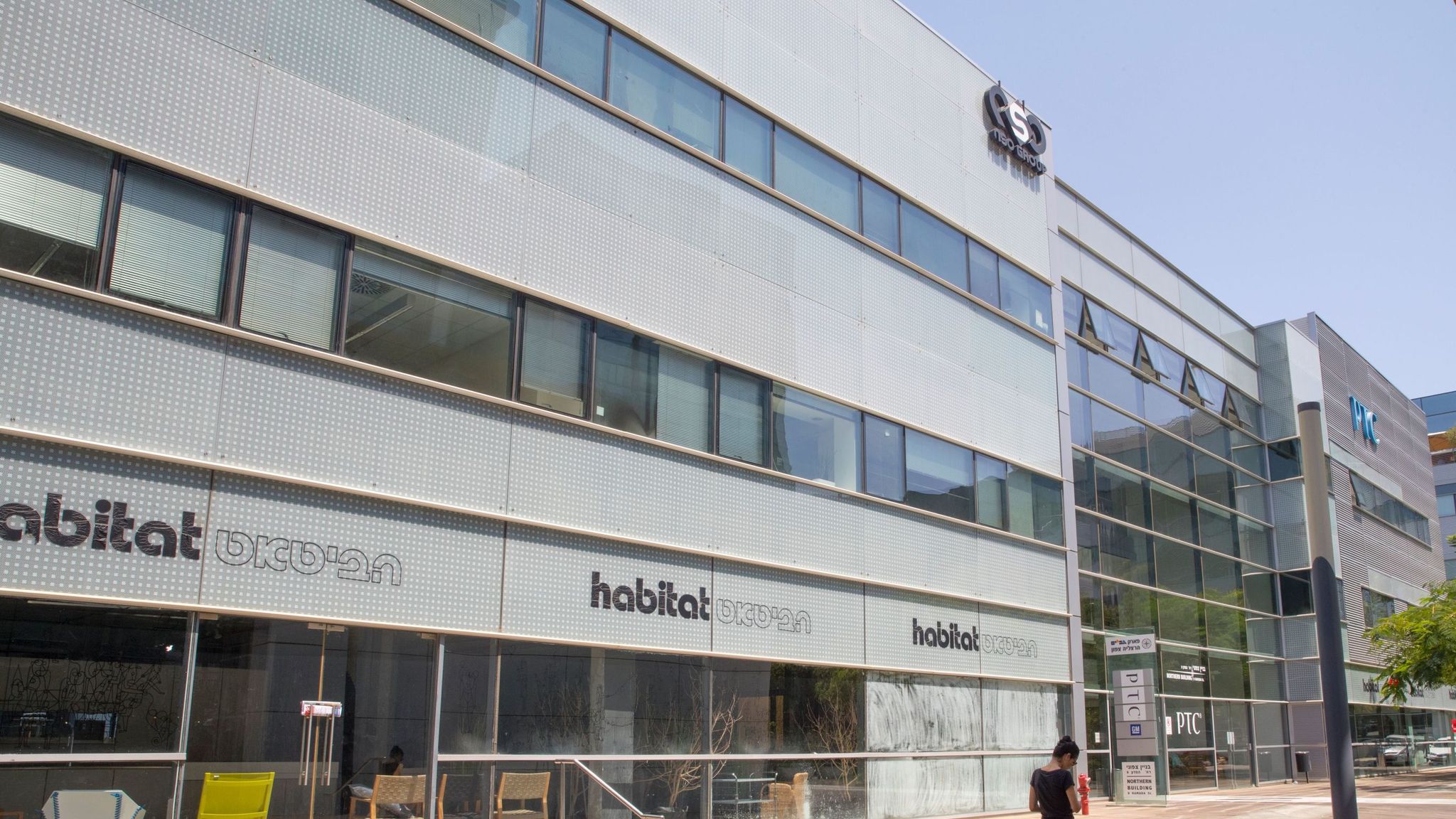 WhatsApp points finger at Israeli firm over hack | UK News | Sky News