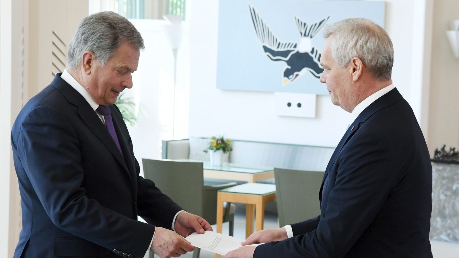 Finland swears in majority-female cabinet and new prime minister ...