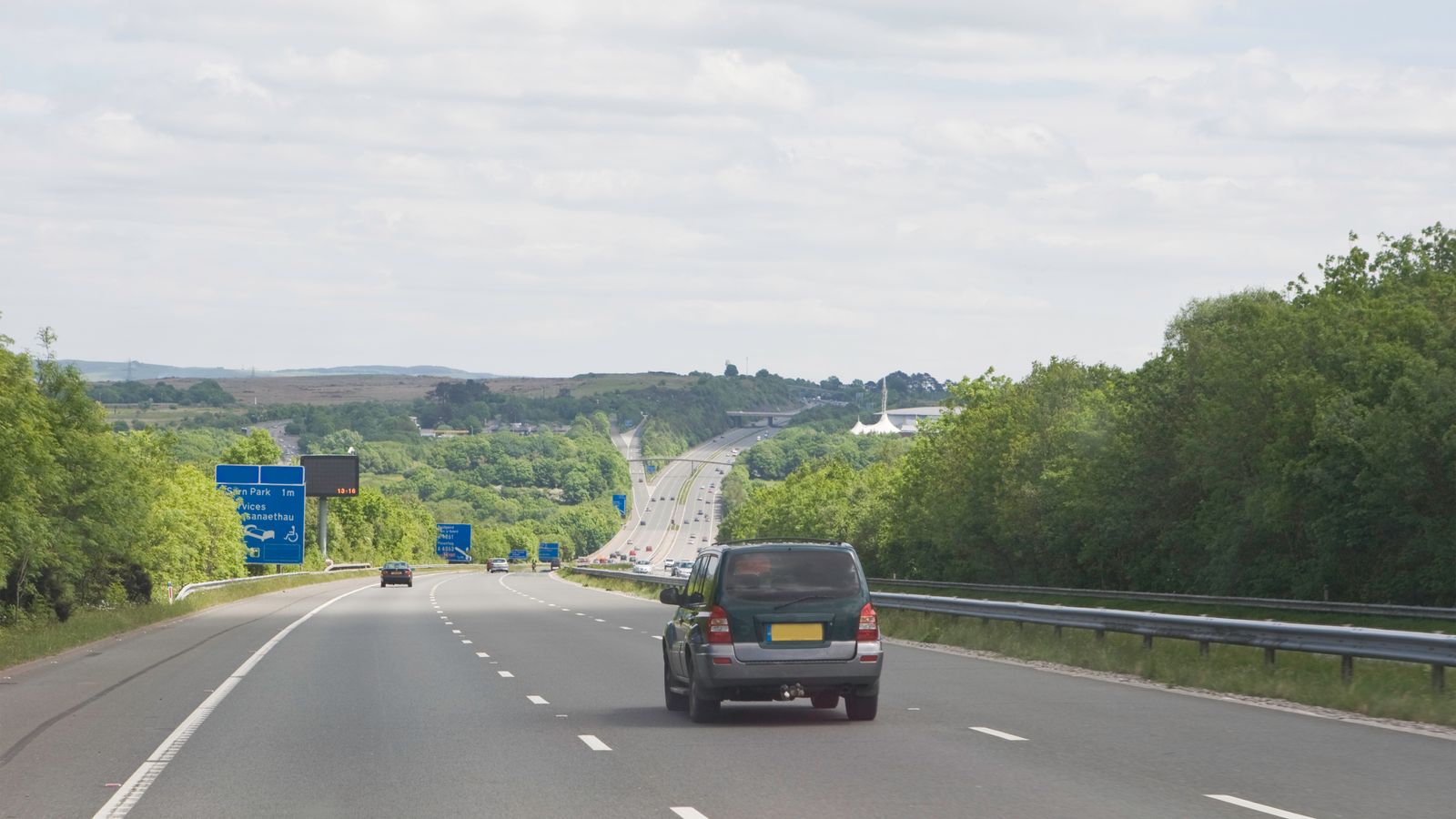 50mph speed limits made permanent on M4 to cut pollution | UK News ...