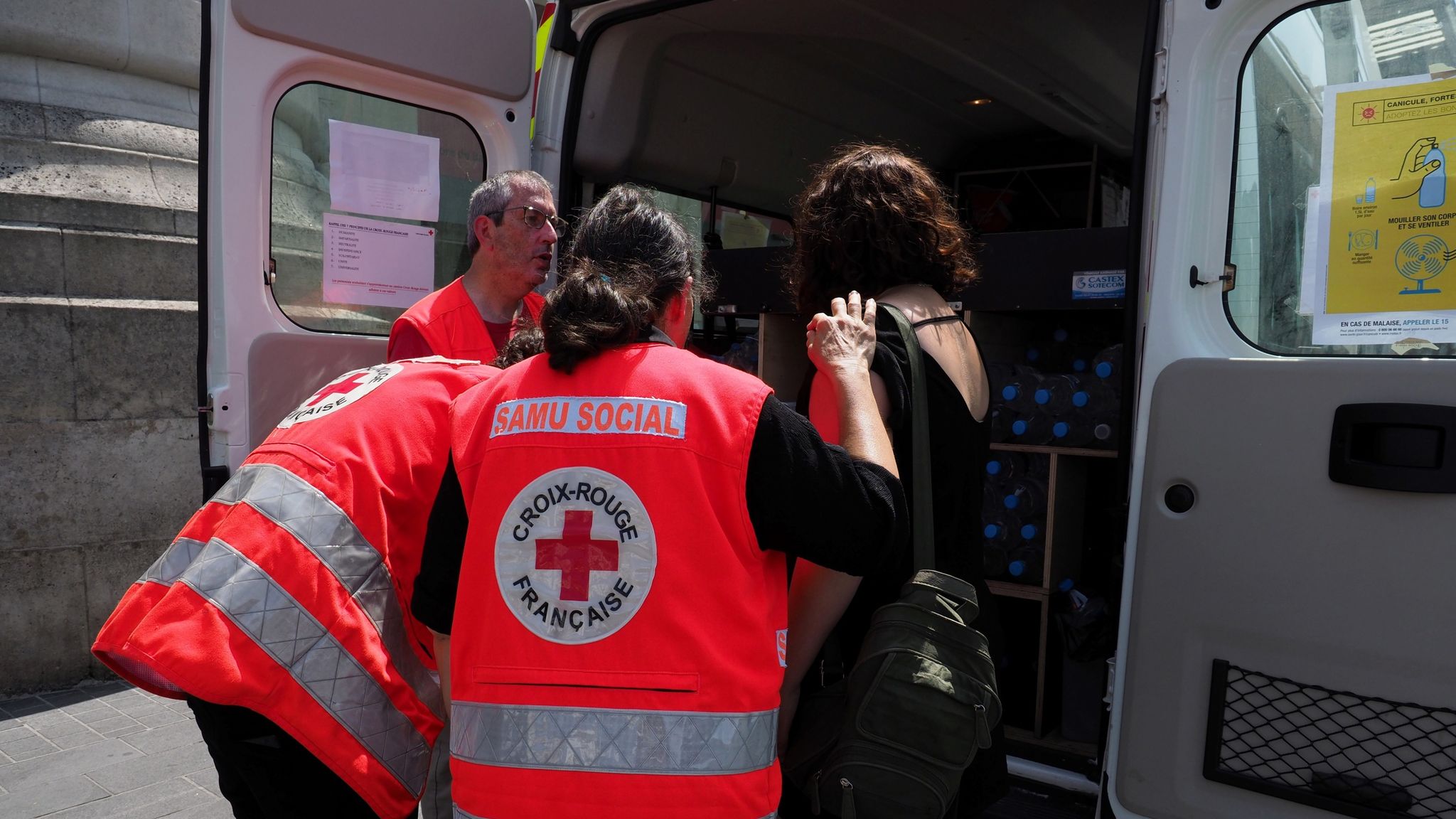 European heatwave: Hottest day ever in France as temp of 45.9C recorded ...