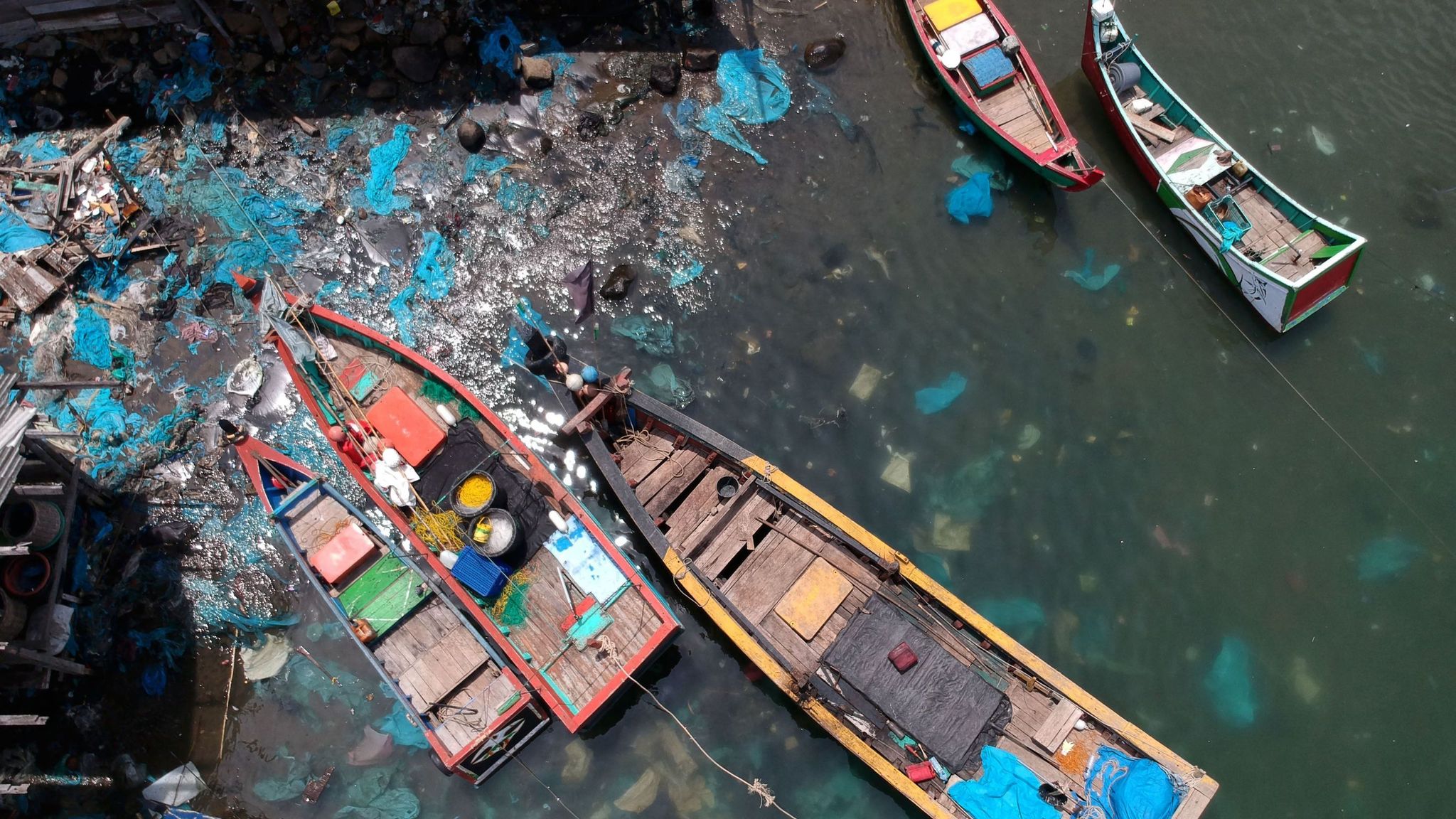 Indonesia sends back 100 tonnes of waste including plastics to US ...