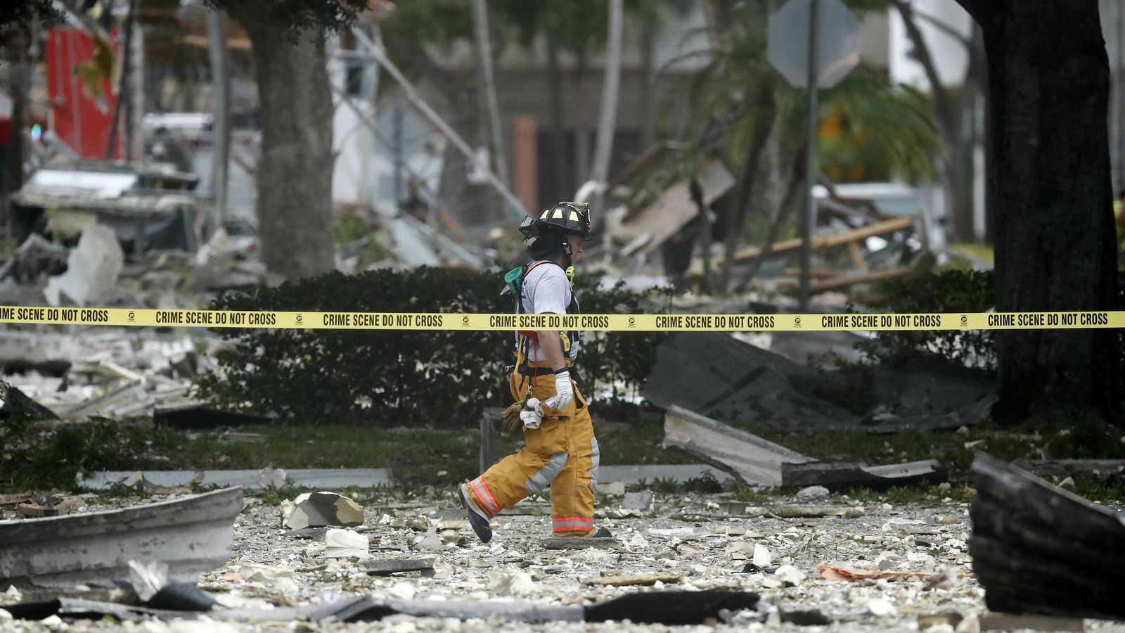 Florida explosion: At least 21 people injured in huge blast at shopping ...