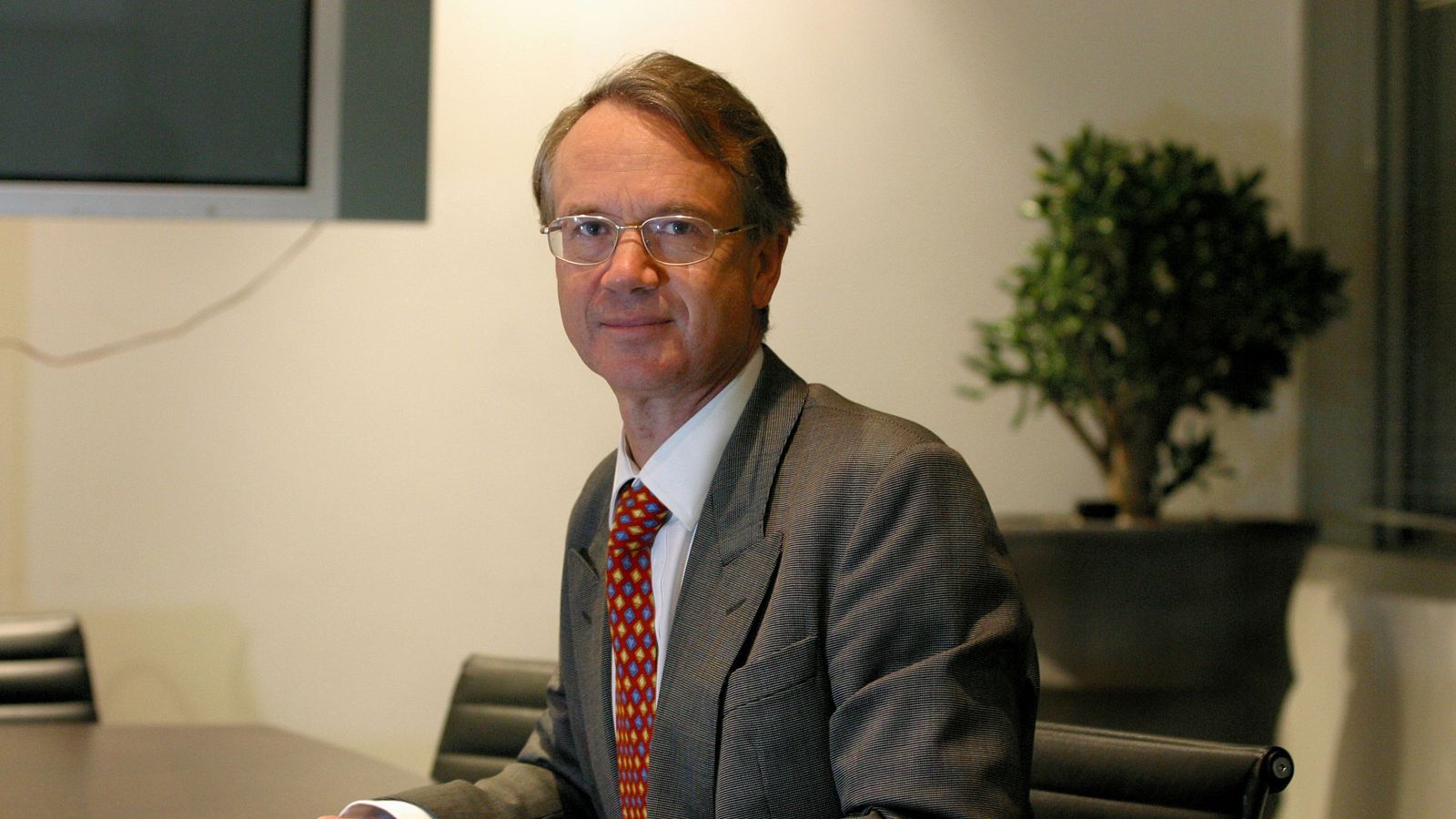 Industrial turnaround veteran Lovell to help rebuild Interserve | Money ...