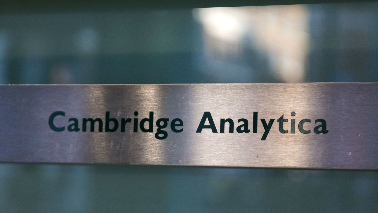 Cambridge Analytica worked on Brexit campaign, emails claim | Science ...