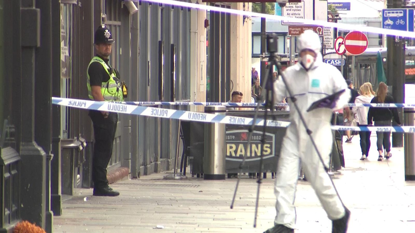 Murder Investigation Under Way After Man Found Dead In Cardiff Uk