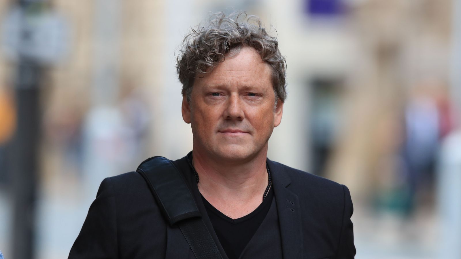 Emmerdale actor Mark Jordon 'growled like a mad dog before biting ...