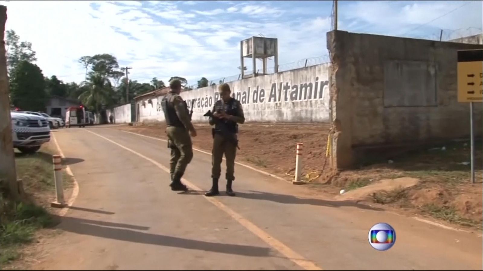Brazil: Riot at Altamira jail leaves 57 dead - 16 decapitated | World News | Sky News