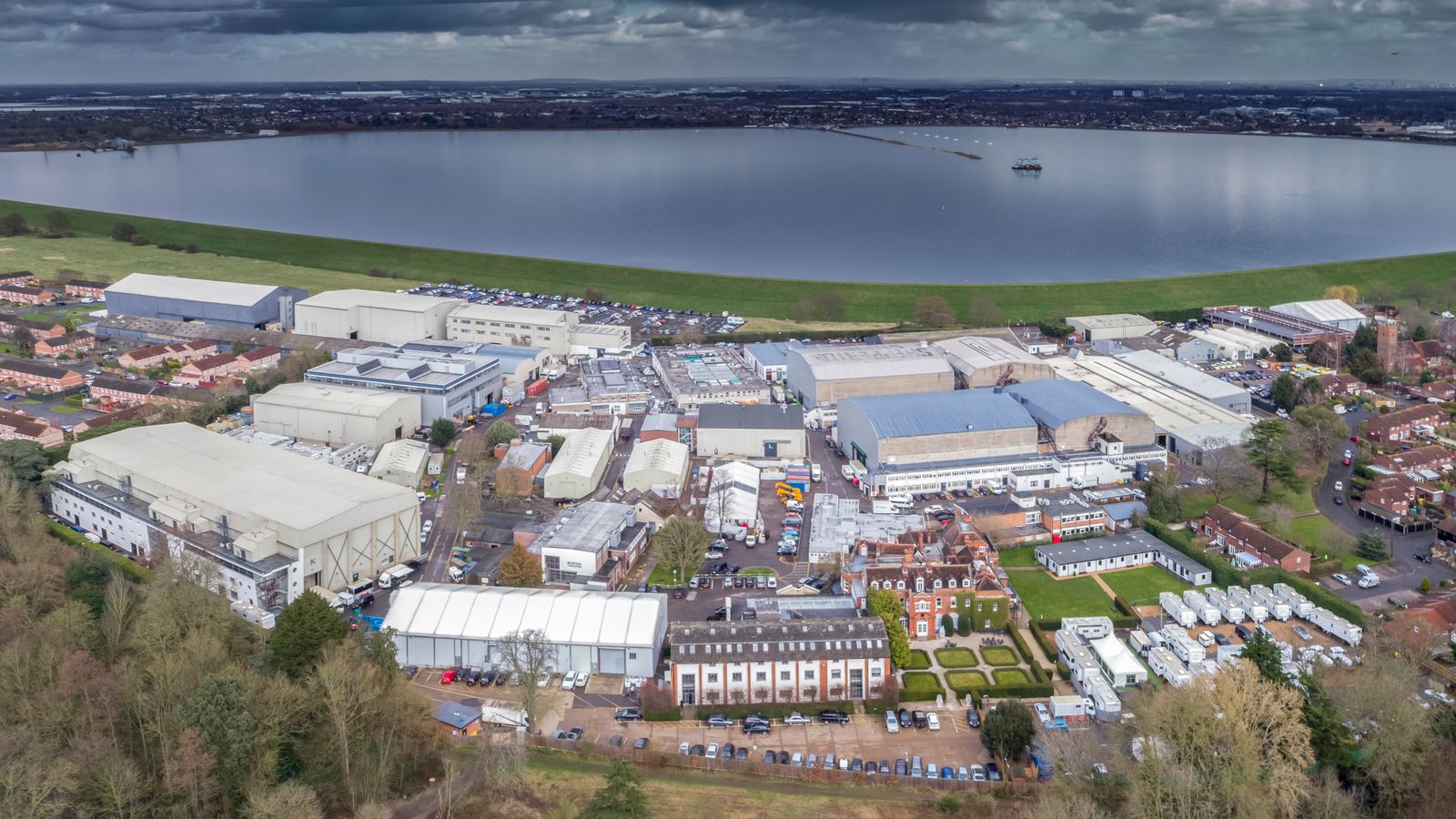 Netflix strikes blockbuster deal with Shepperton studio-owner | Money ...