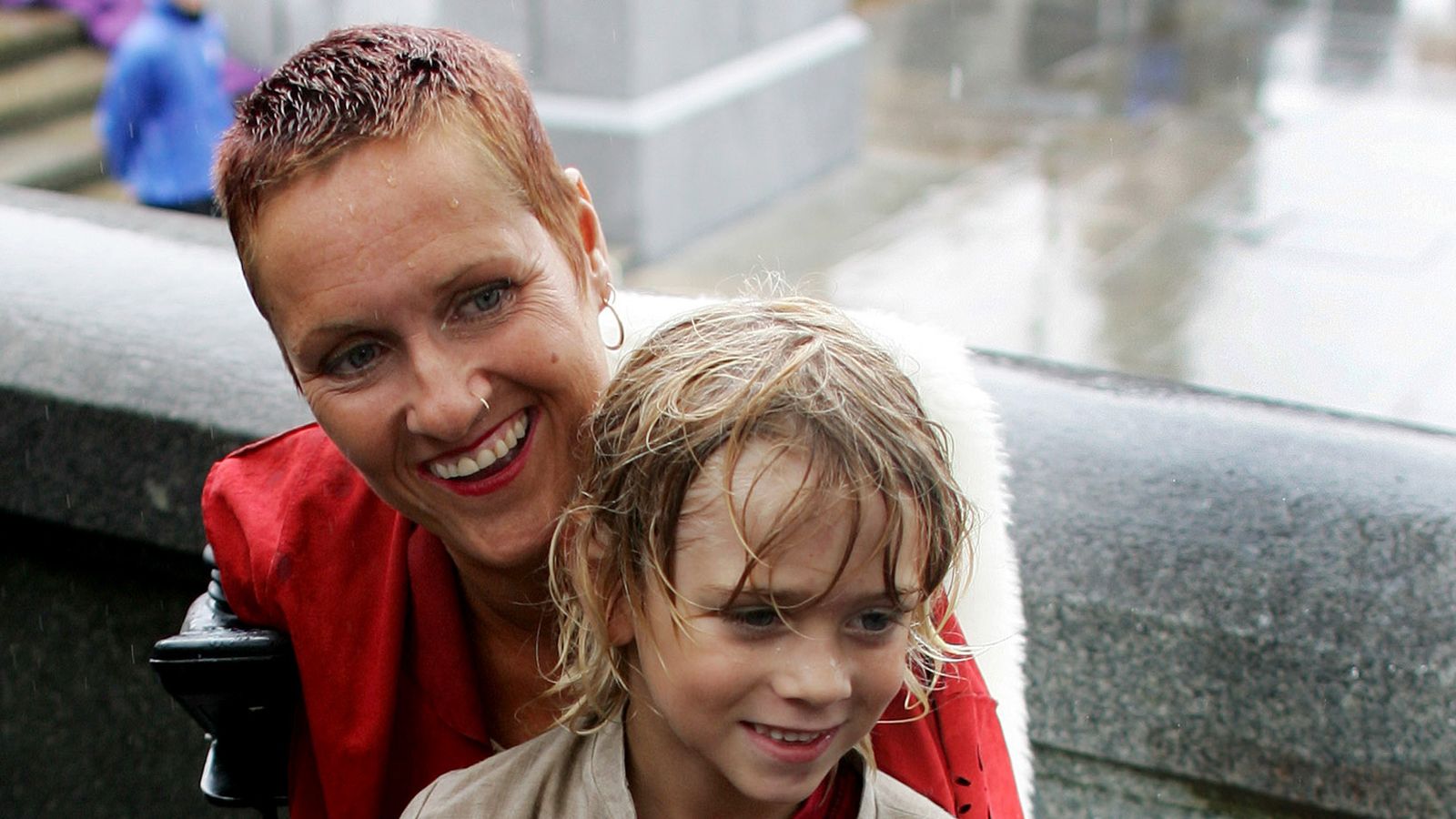 Son of pregnant Trafalgar Square model Alison Lapper found dead at 19 ...