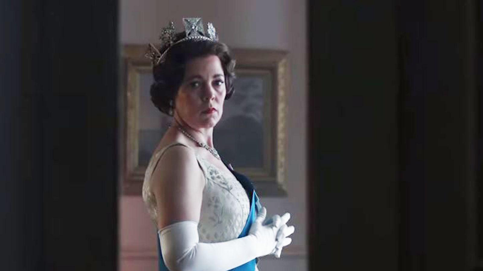 The Crown Olivia Colman Takes The Reign In First Look Trailer Ents