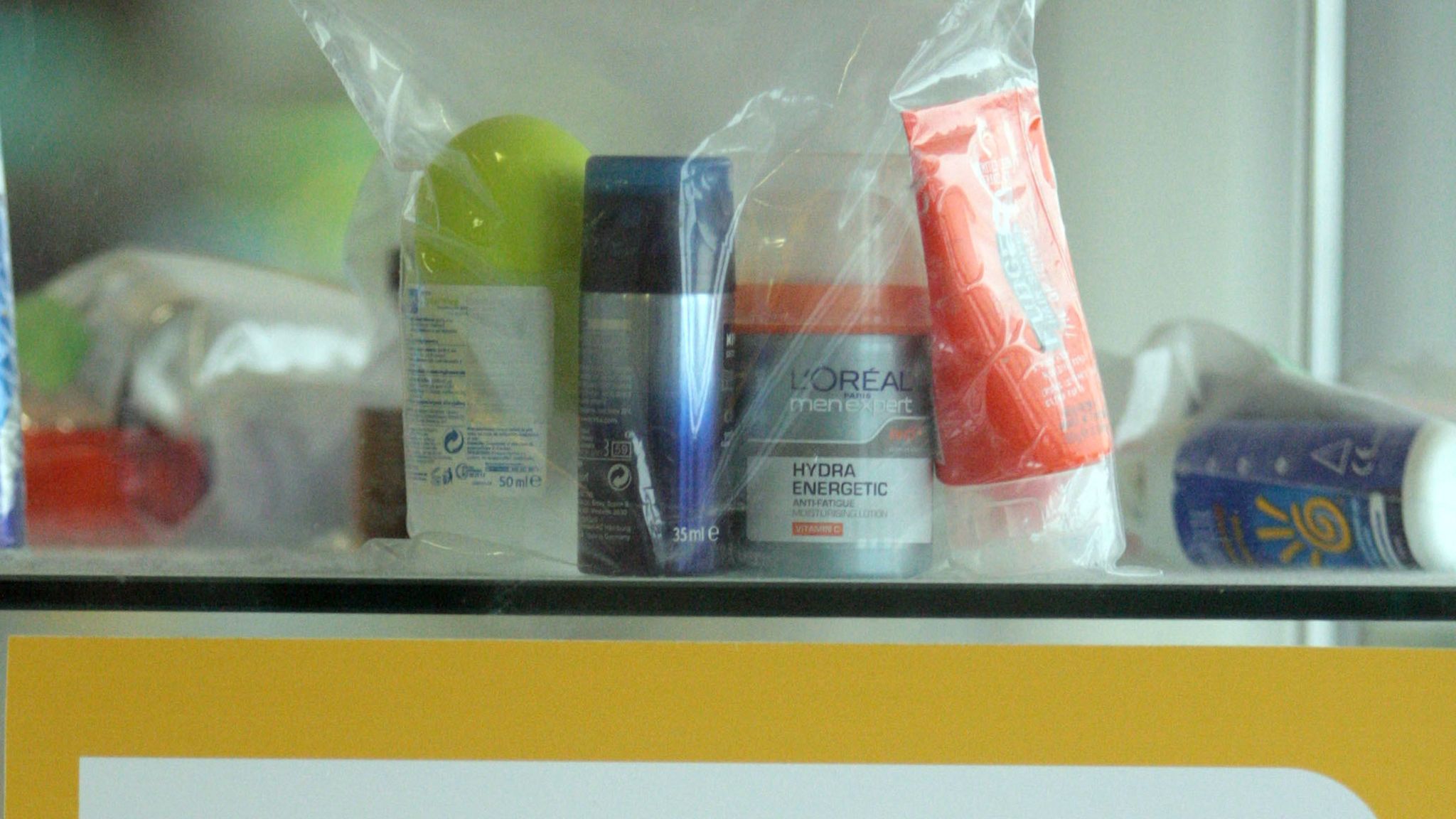 Liquid restrictions to end at UK airports thanks to new technology | UK ...