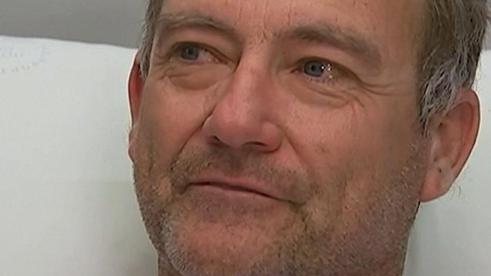 Hiker crawls to safety after two days | World News | Sky News