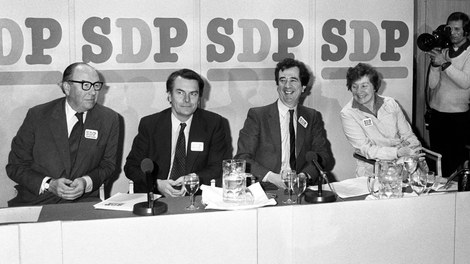 Voters punish divided parties - but it's more complicated than that ...