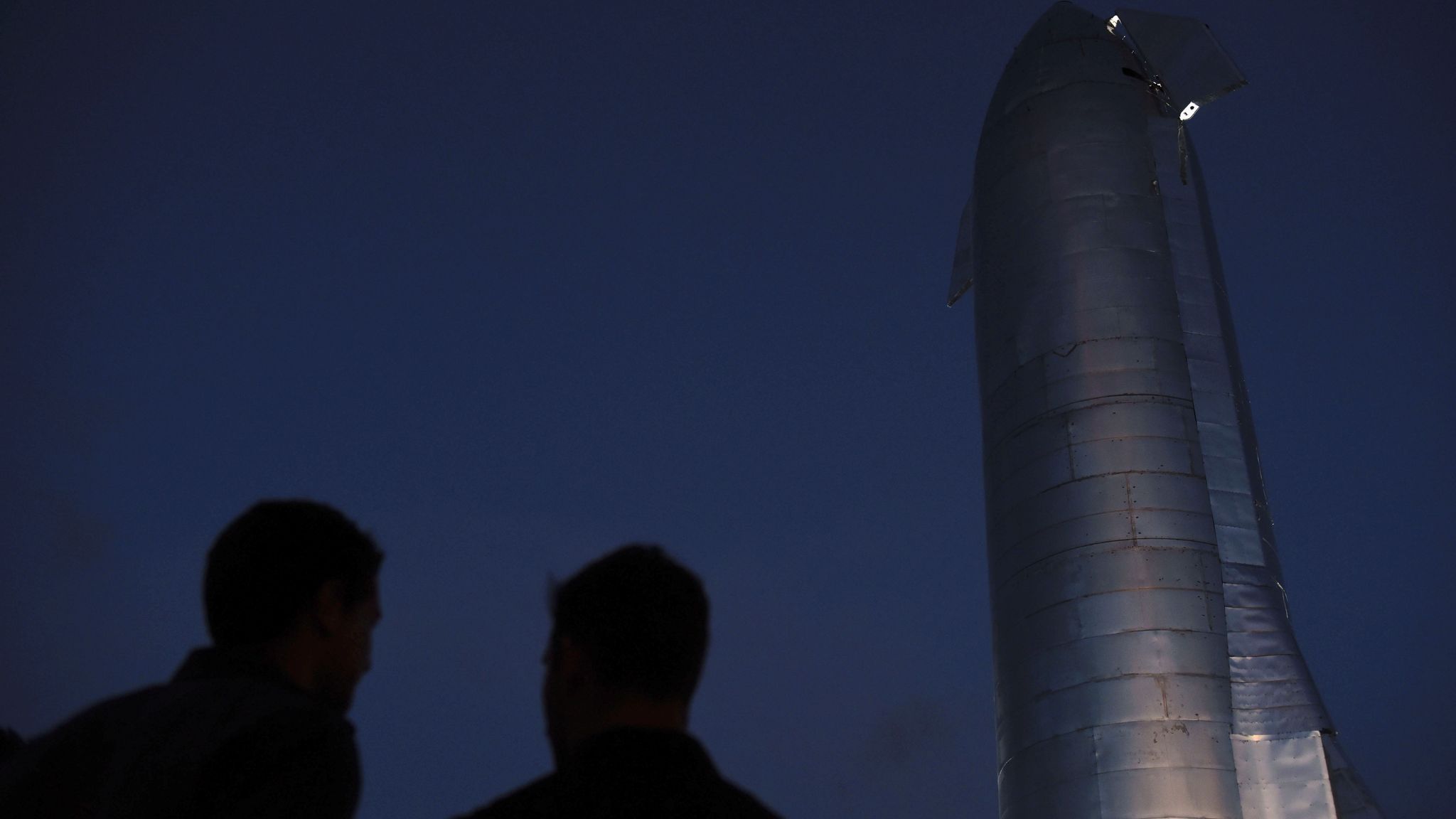 Elon Musk unveils new SpaceX rocket Starship for private-round trips to ...