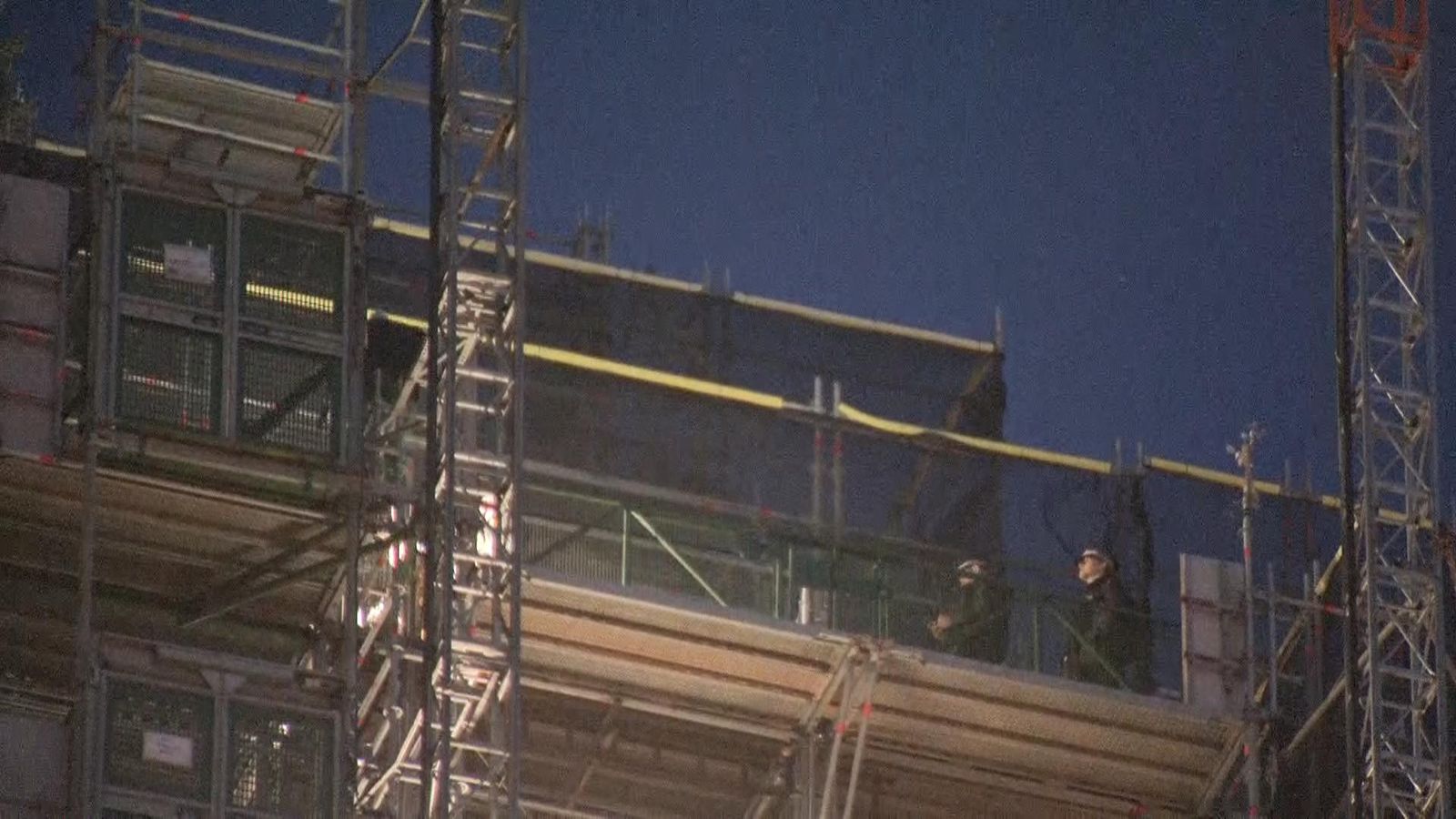 The moment activist climber is arrested | UK News | Sky News