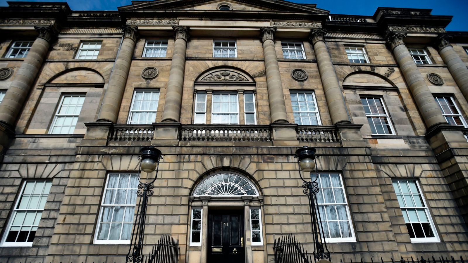 Alex Salmond trial: Women 'not allowed to be alone with first minister ...