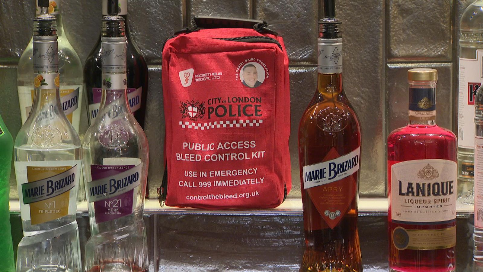 Hundreds of London bars to get bleed control kits to help knife victims ...