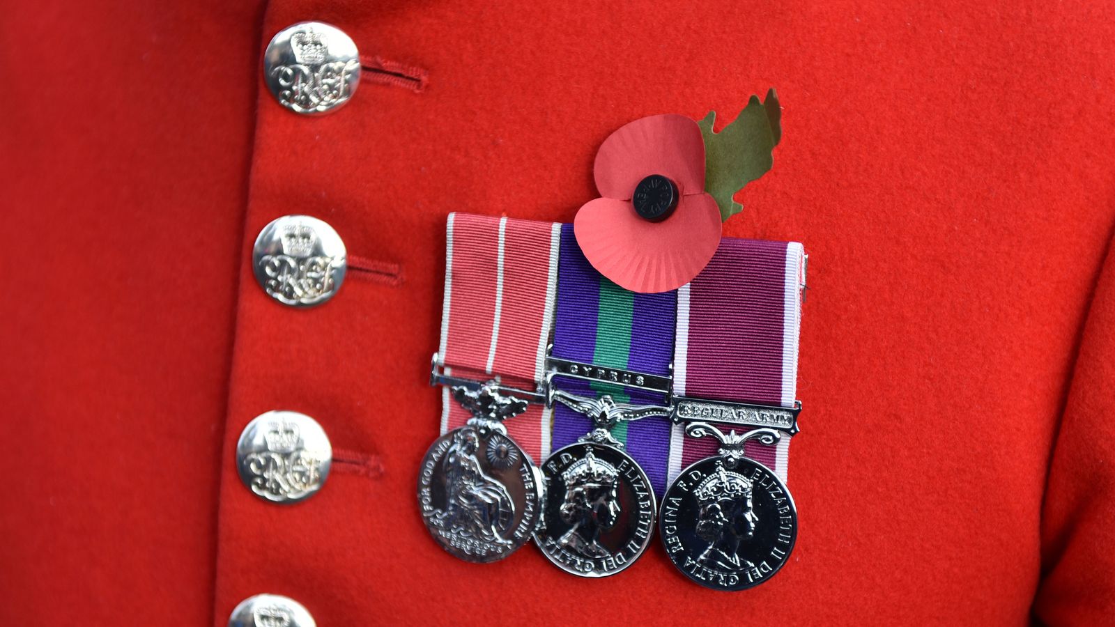 How the UK observed the two minute silence | News UK Video News | Sky News