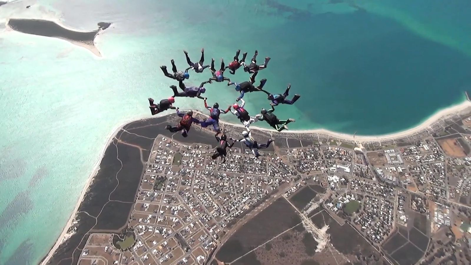 Western Australia: Female skydiving team pulls off record stunt | World ...