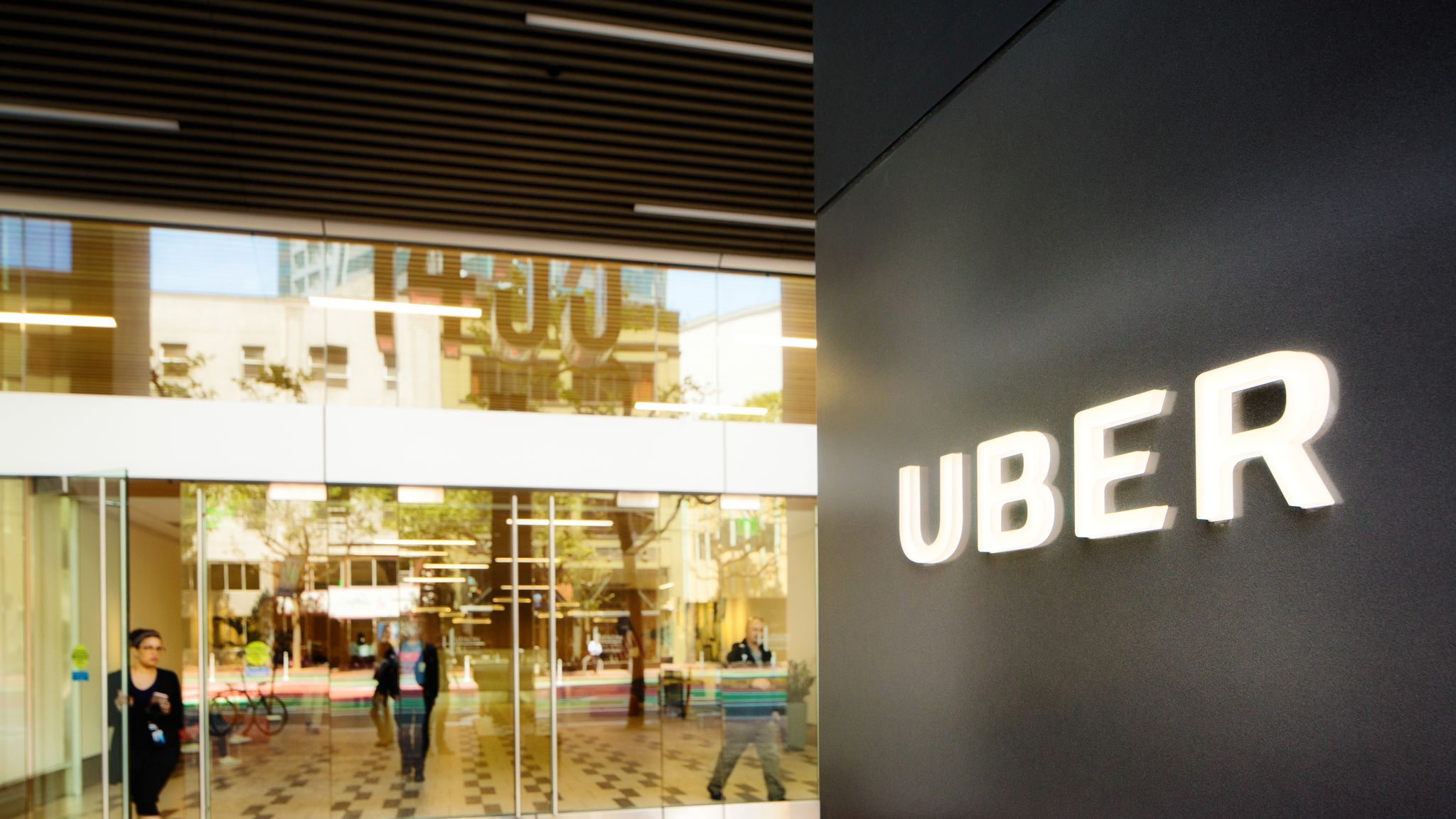 Can I still use Uber in London? Here's what the TfL decision means ...