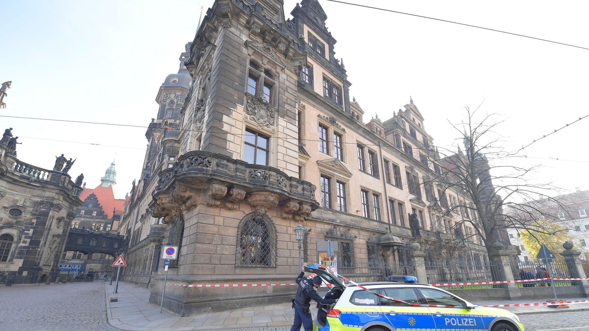 Moment treasures worth 'up to a billion euros' stolen in museum heist ...