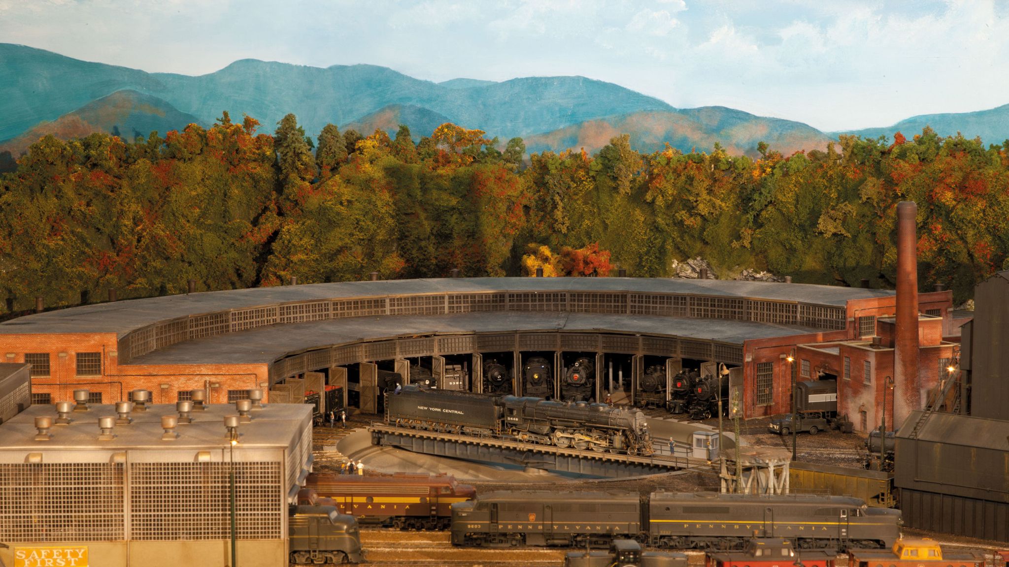 Sir Rod Stewart unveils model railway he worked on for 25 years | Ents ...