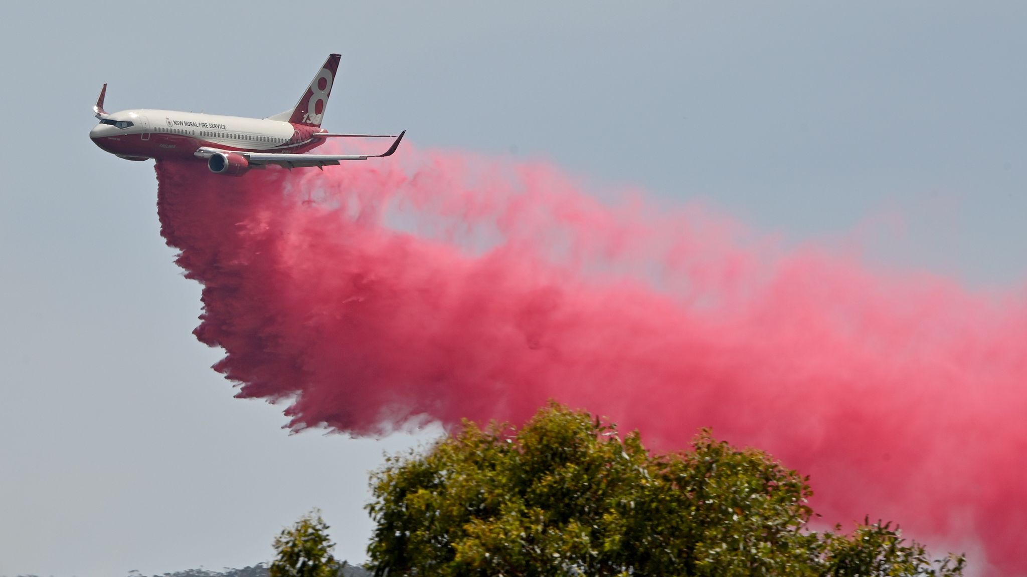 Australian bushfires unlikely to be contained before next spike in ...