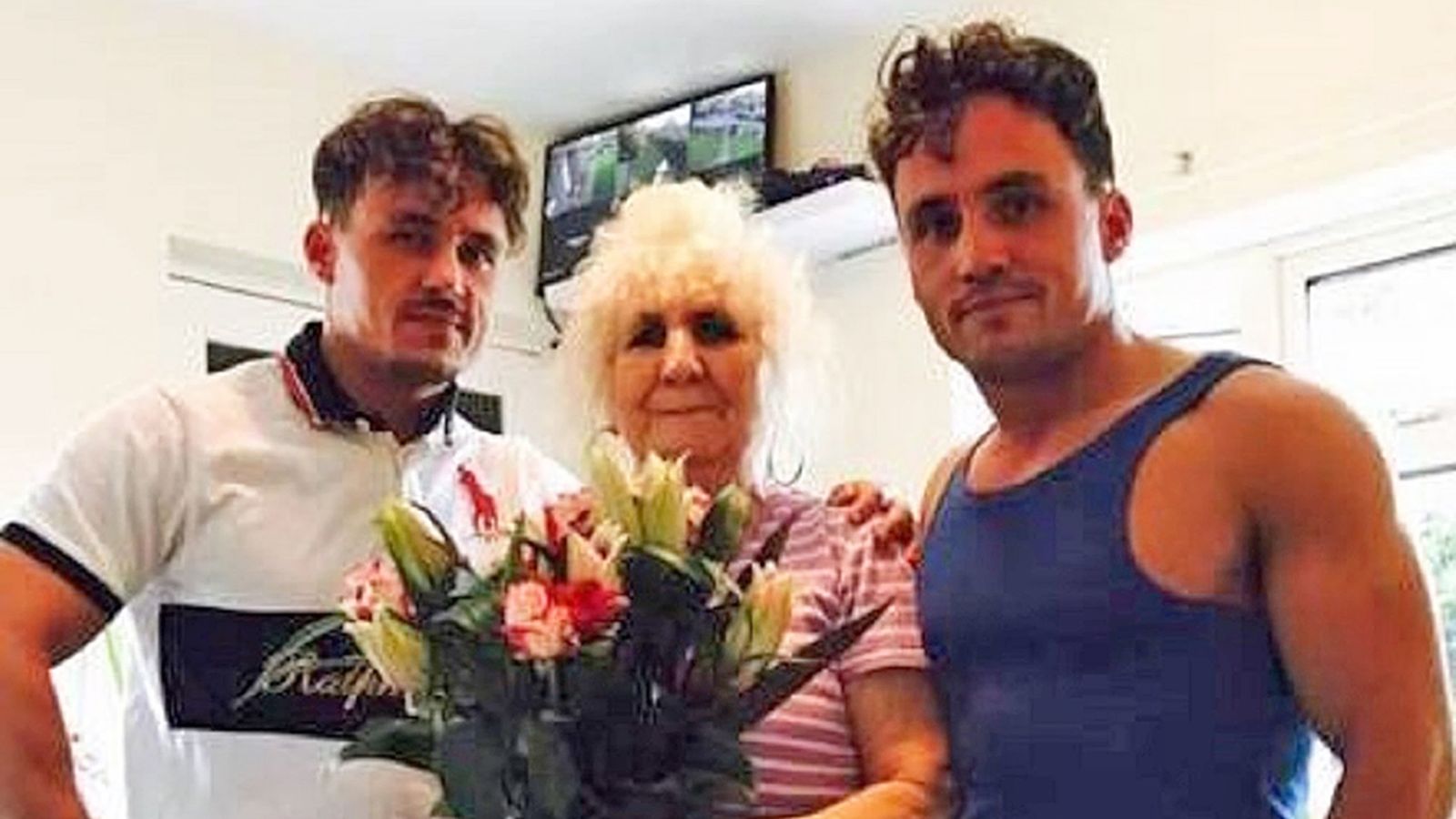 Billy and Joe Smith: Hundreds at funeral for My Big Fat Gypsy Wedding ...