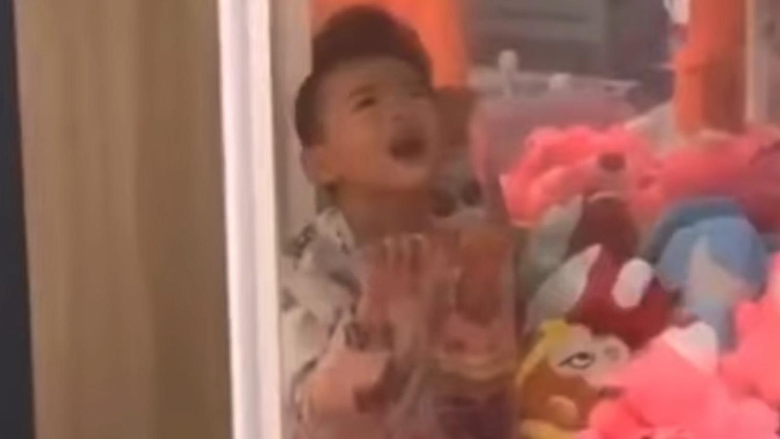 Firefighters free boy trapped in claw machine | World News | Sky News