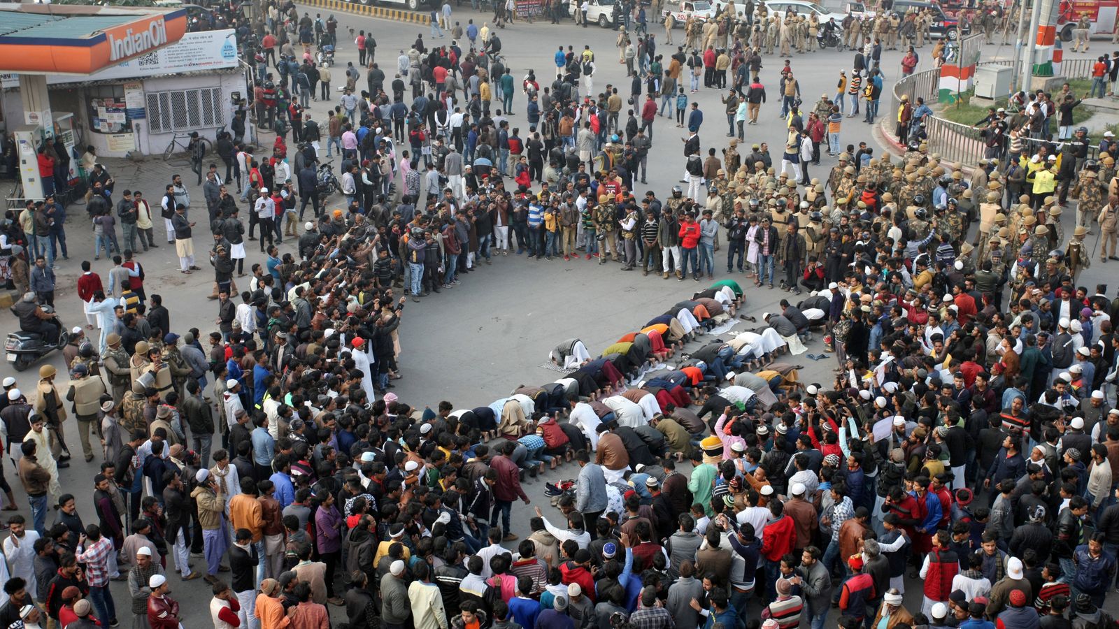 India protests: 14 killed and more than 4,000 arrested in clashes ...