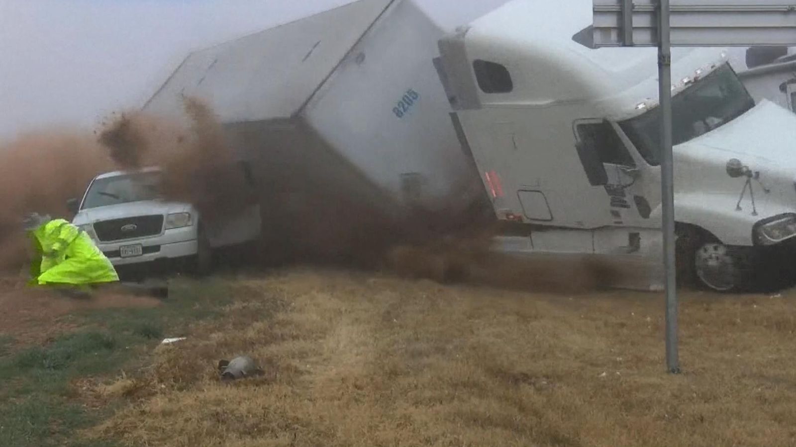 Terrified drivers flee as truck crushes car on road in Texas | US News ...