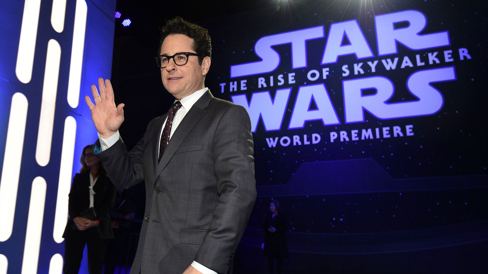 Star Wars: First reactions praise Rise Of Skywalker as stars turn out ...