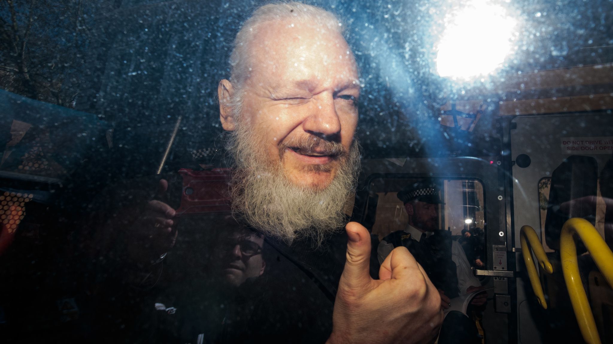 Trump offered Assange pardon if he said Russia not involved in leaked ...