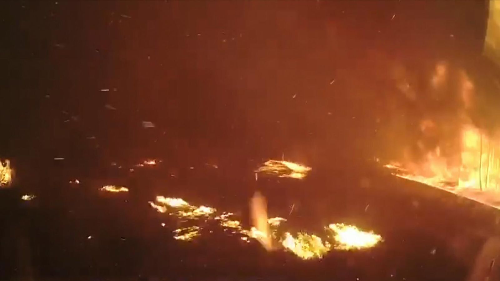 This is how fast bushfires can spread | World News | Sky News