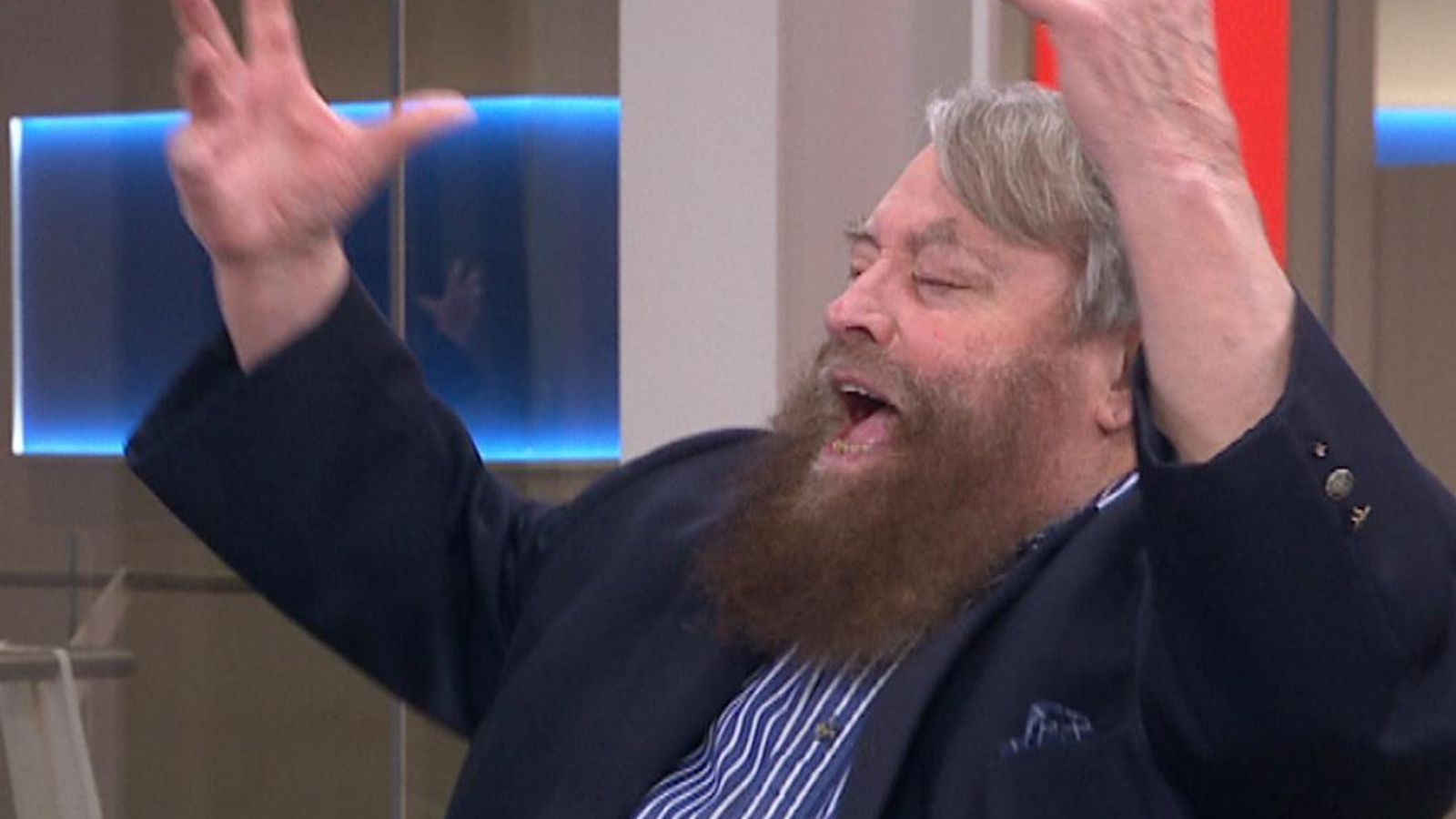 Sonorous Brian Blessed booms 'Gordon's alive!' catchphrase | Ents ...