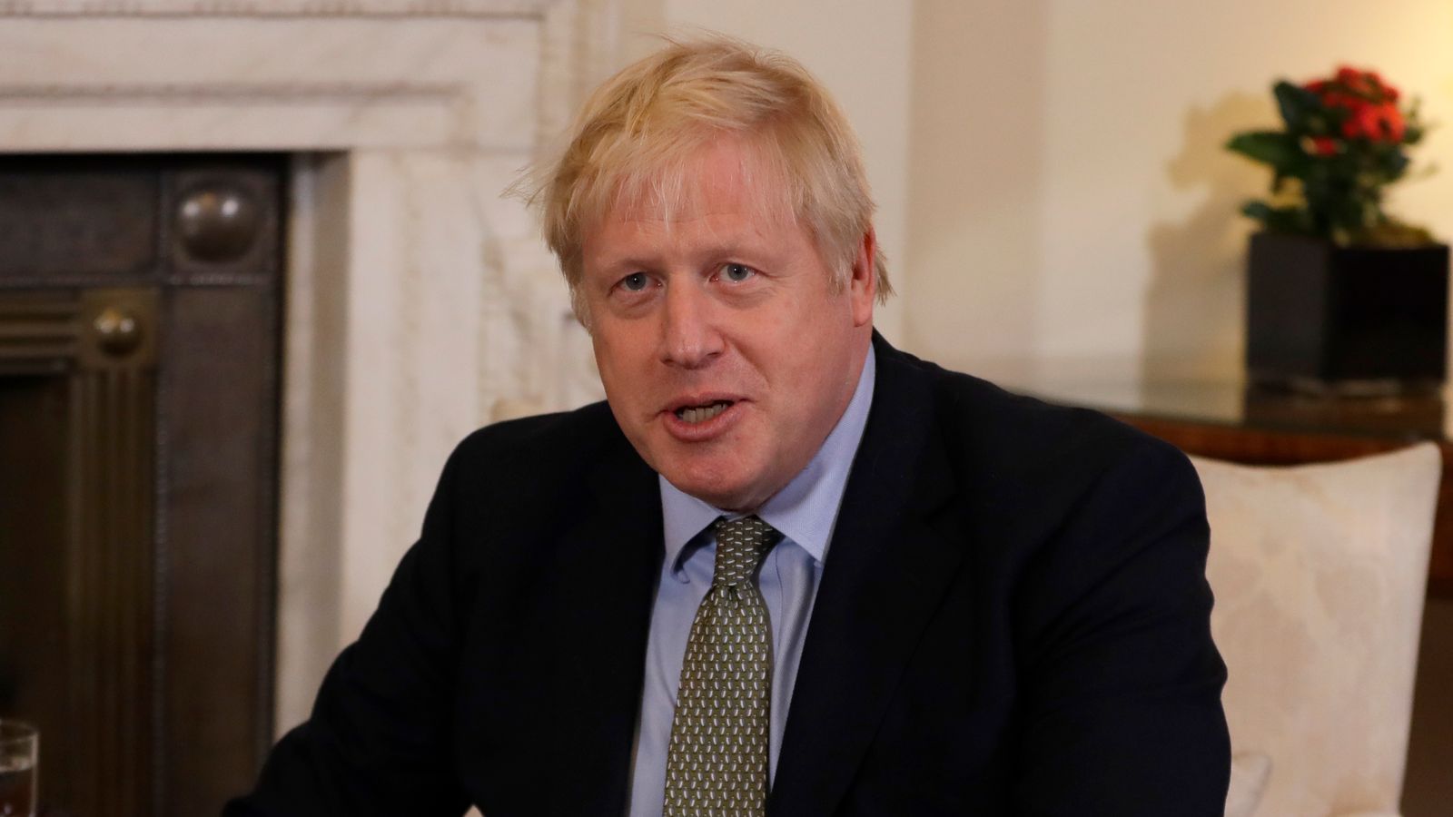 Johnson balancing on a tightrope between the US and the EU | Politics ...