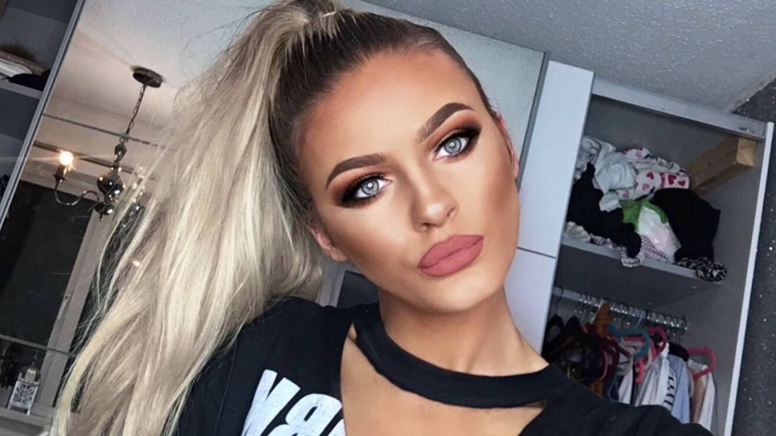 Madalyn Davis: British woman, 21, dies after falling off cliff in ...