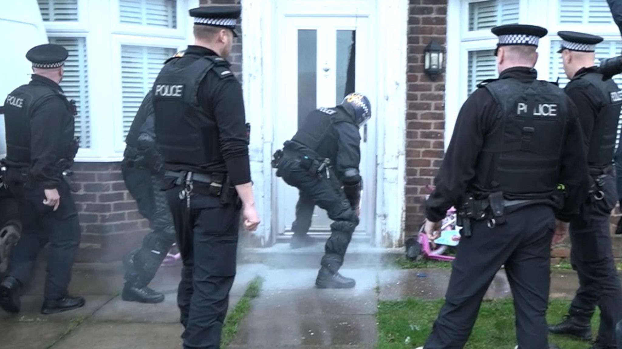 Police Call For More Help To Deal With county Lines Drug Gangs UK Police Call For More Help To Deal With county Lines Drug Gangs UK