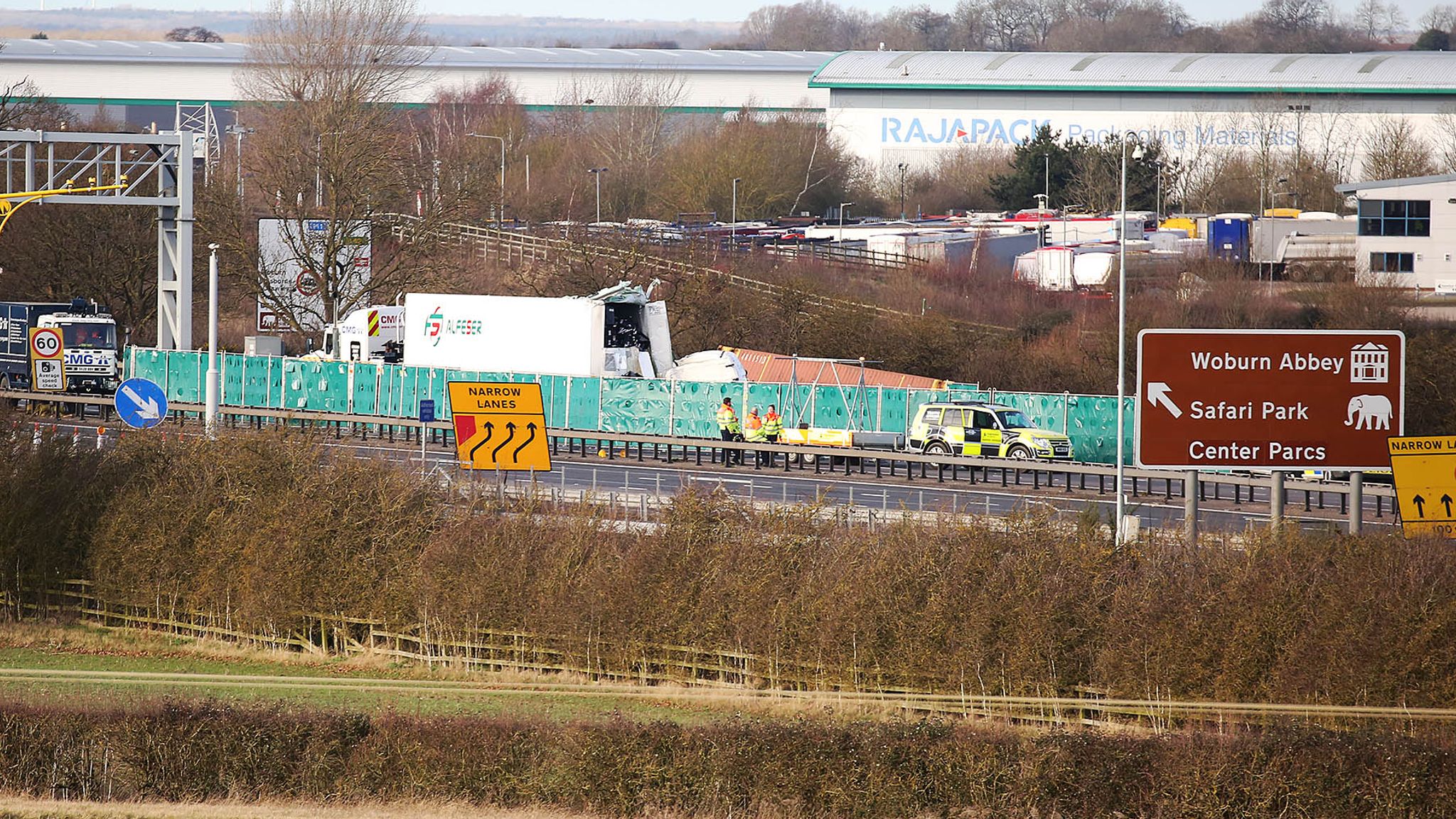 Two lorry drivers killed after serious collision on M1 motorway near Milton Keynes | UK News ...