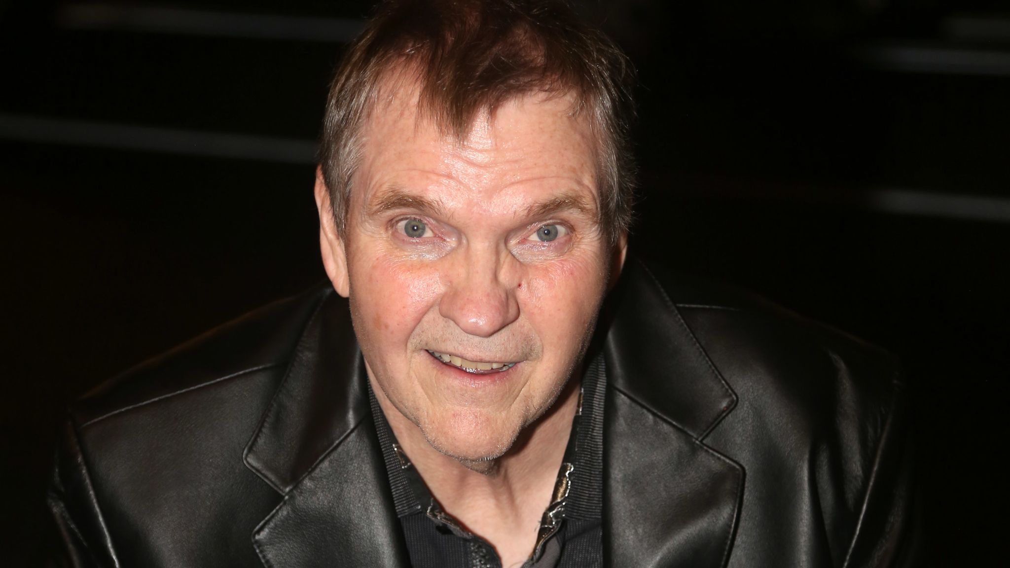 Meat Loaf 'suing hotel and horror convention' after stage fall | Ents ...