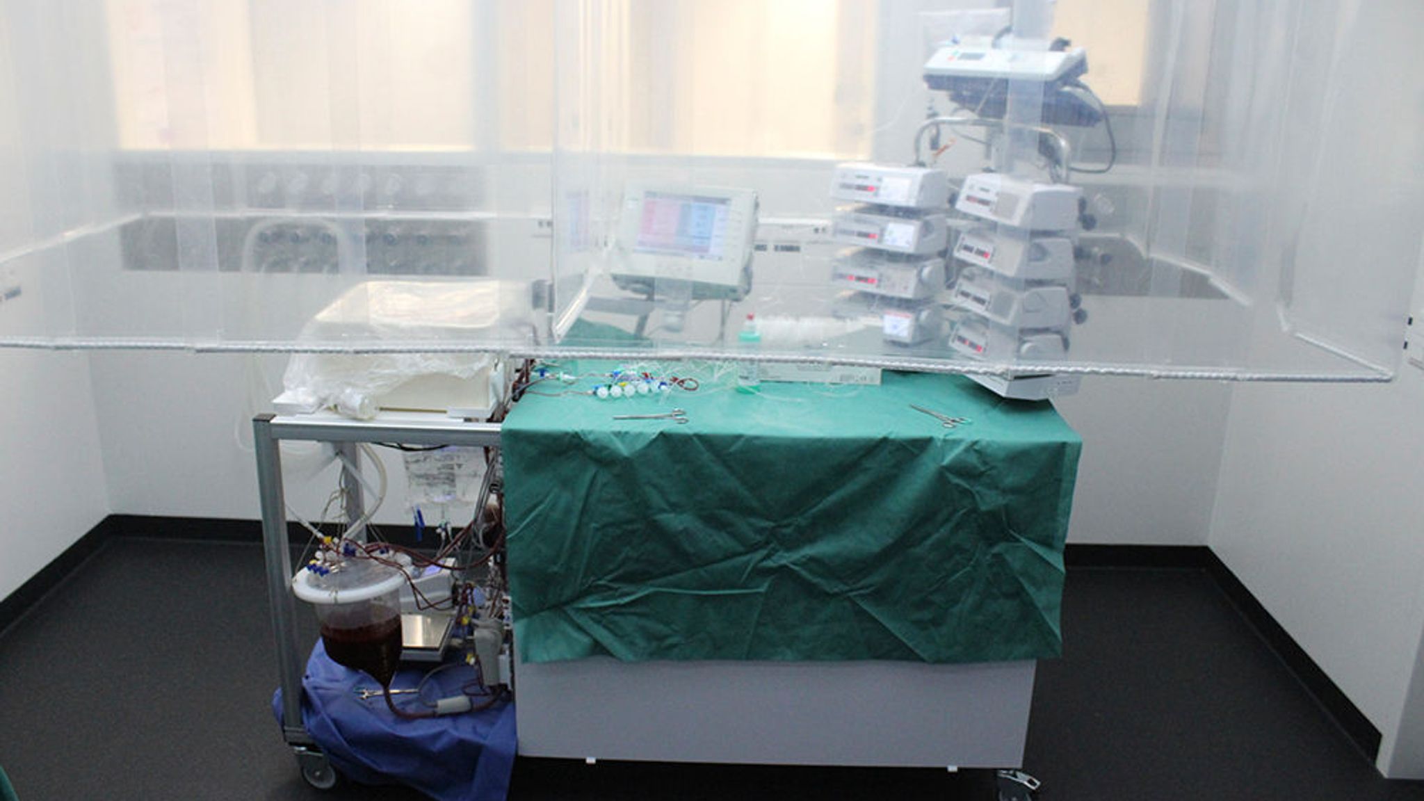 Liver kept alive outside a body for a week by scientists with perfusion ...